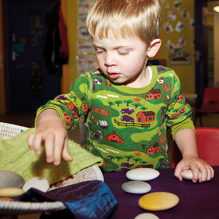 Sorting Stones - Early Years Direct