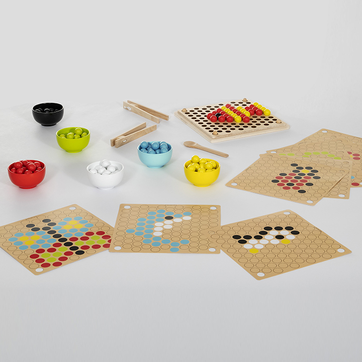 Wooden Fine Motor Pattern Balls - Early Years Direct